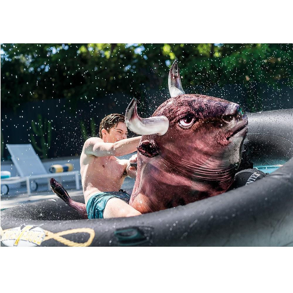exito.com | Flotador Mega Toro Piscina Playa Intex 56280 | Éxito